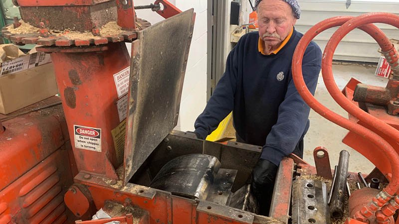 After 44 years, retiring tech credits Indiana club's family atmosphere ...