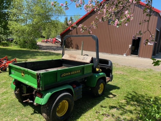 John Deere Pro Gator 2020-G 2x4 - Utility Vehicle - TurfNet