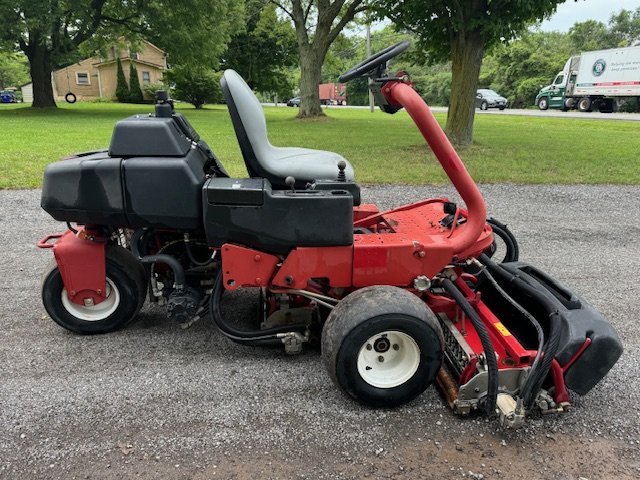 2011 Toro 3150 - Triplex Greensmower - TurfNet