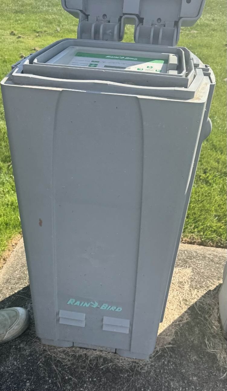 Rain Bird Par + ES - Full Controller with pedestal (5 available ...