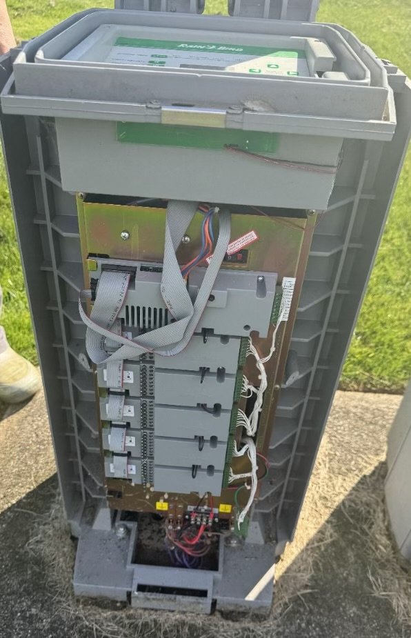 Rain Bird Par + ES - Full Controller with pedestal (6 available ...