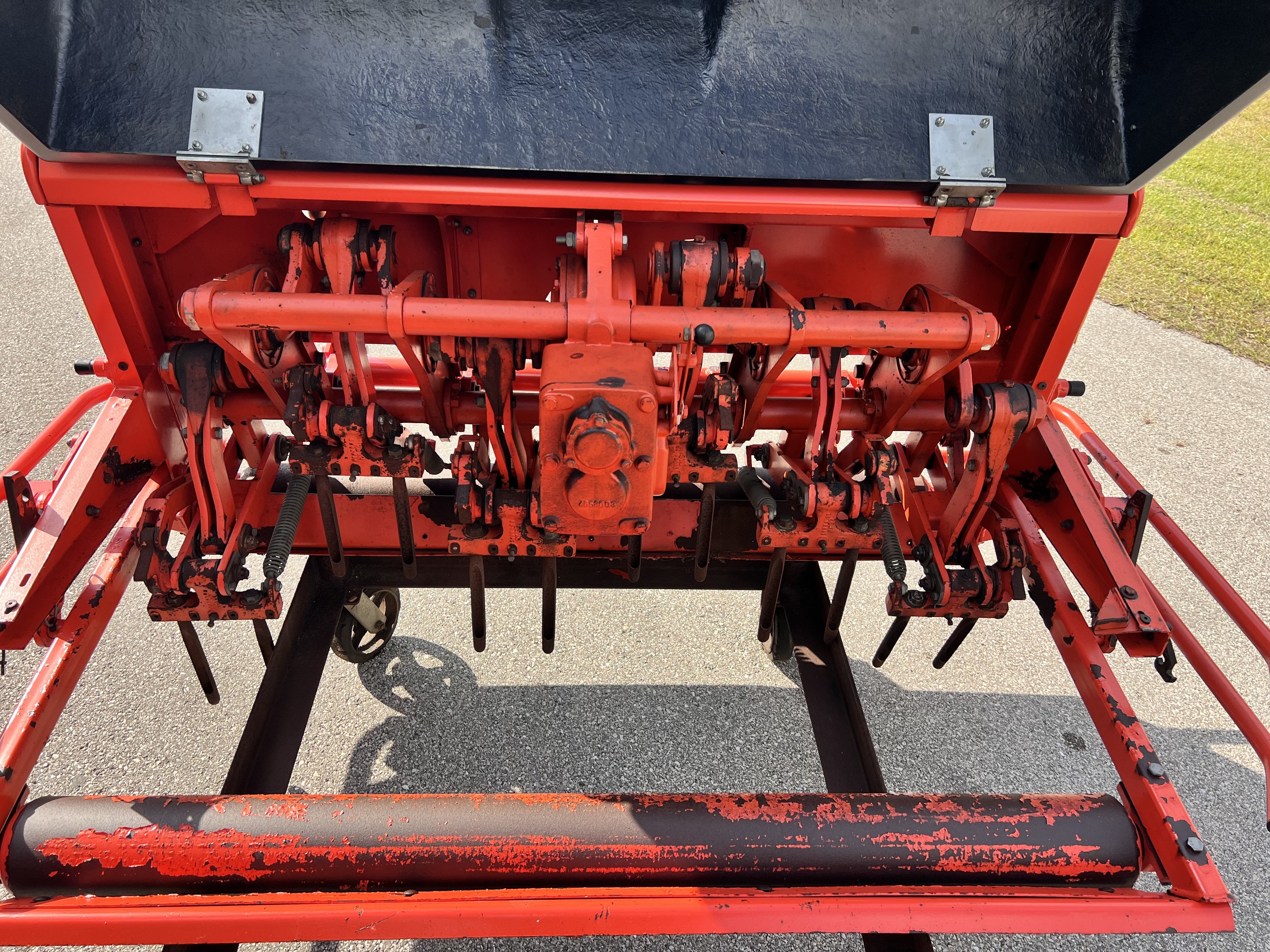 Wiedenmann Greens- Terra spike - Aerator - TurfNet