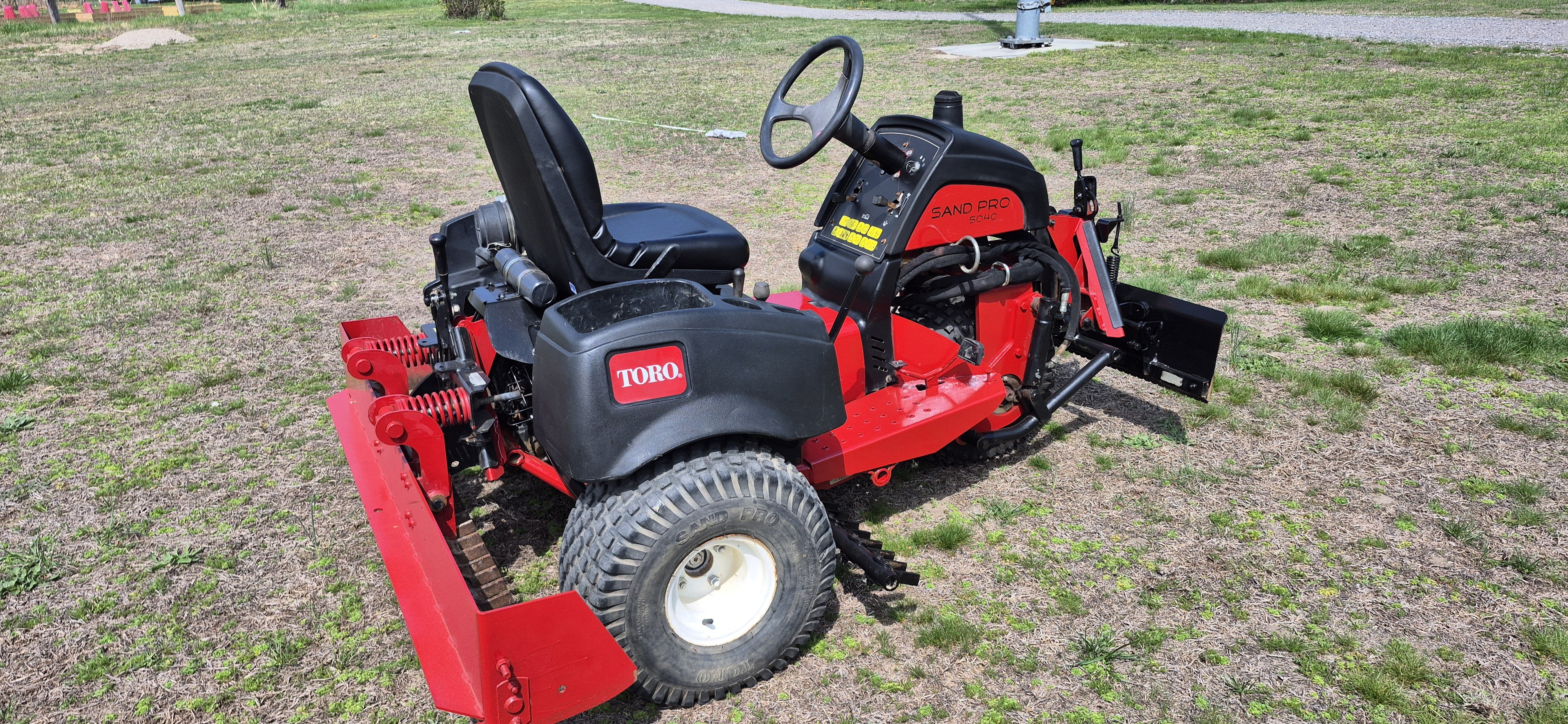 Toro 5040 - Bunker Rake - TurfNet