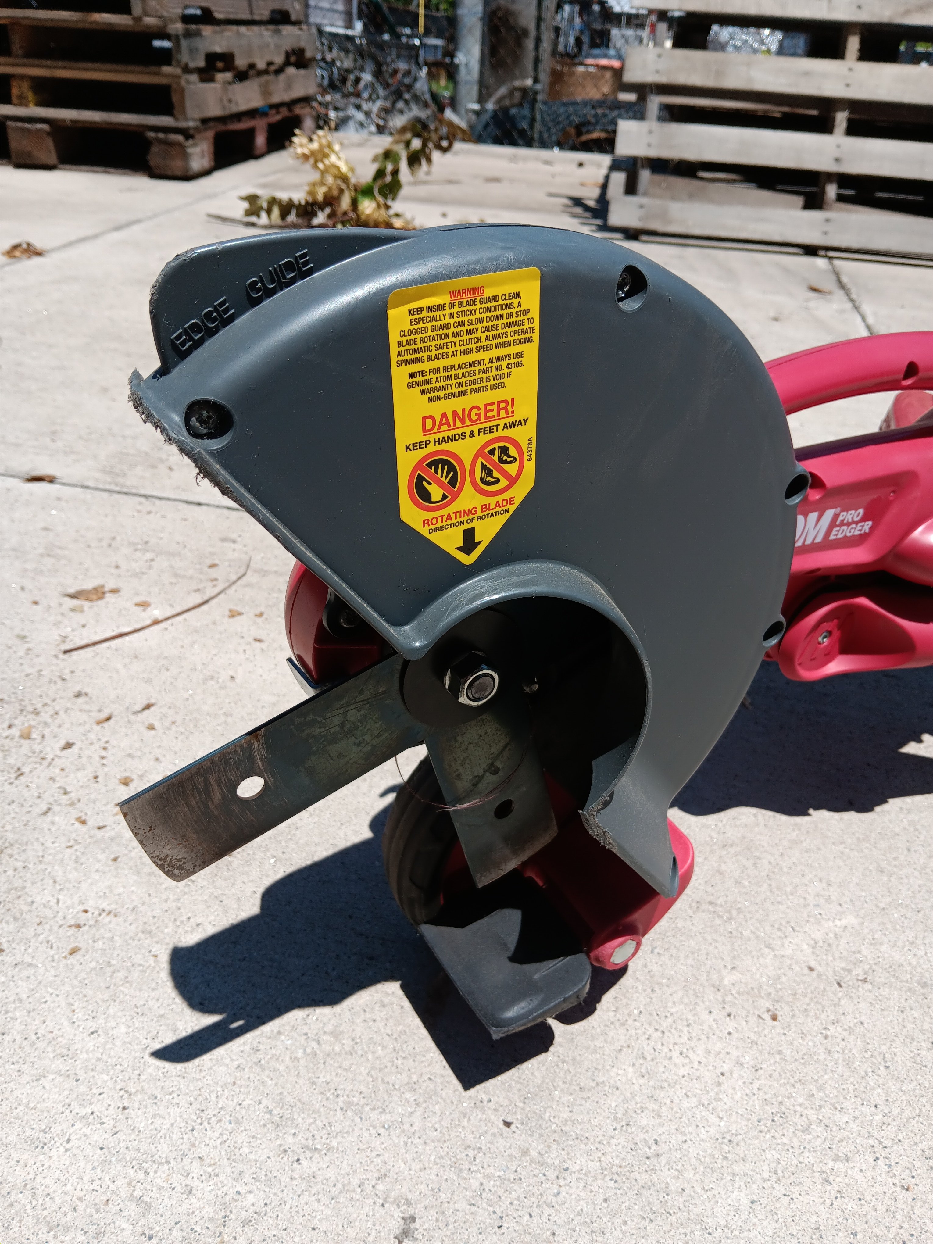 2023 Atom Professional Edger - Miscellaneous - TurfNet