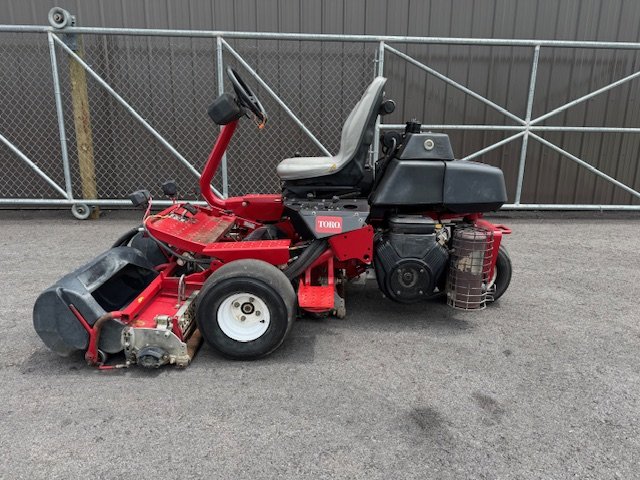 2010 Toro 3150Q - Triplex Greensmower - TurfNet