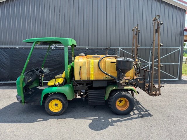 2017 John Deere 2020 Pro Gator with 300 gallon sprayer - Sprayer - TurfNet
