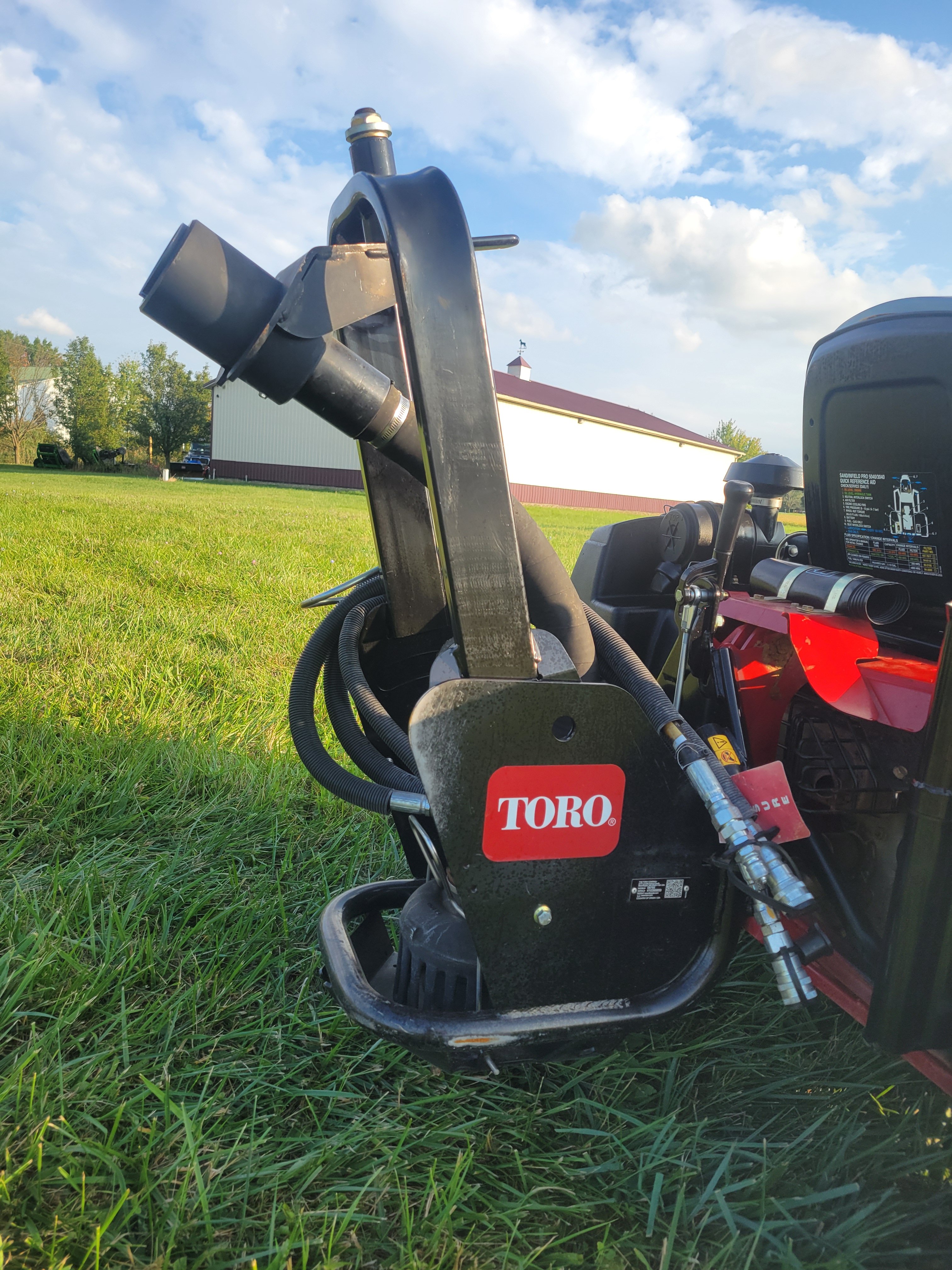2018 Toro sandpro with bunker blaster 5040 - Bunker Rake - TurfNet