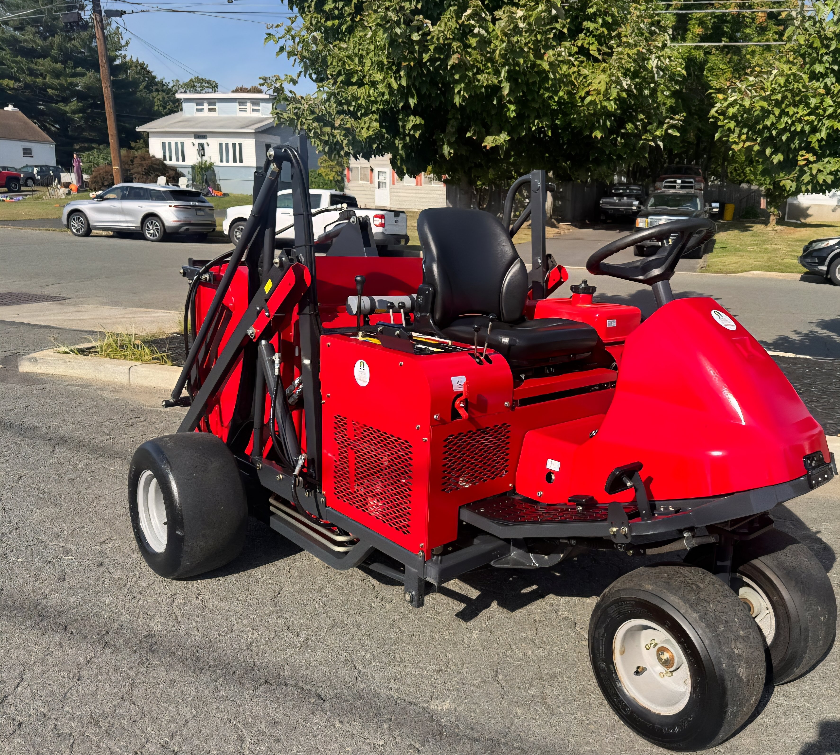 2023 Baroness FS900 Ride On Sweeper - Sweeper-Vacuum - TurfNet